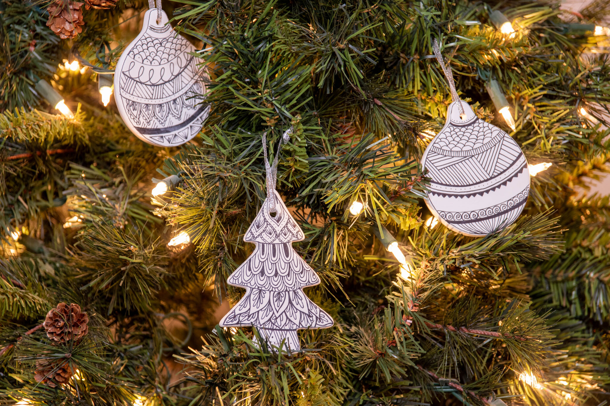 DIY Fun Homemade Zentangle Christmas Ornaments – Craftwhack