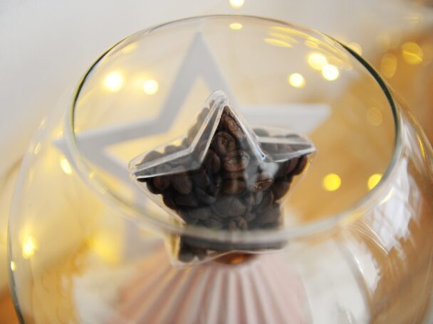 5 Easy Coffee Filter Christmas Crafts You Can Make For Cheap – Craftwhack