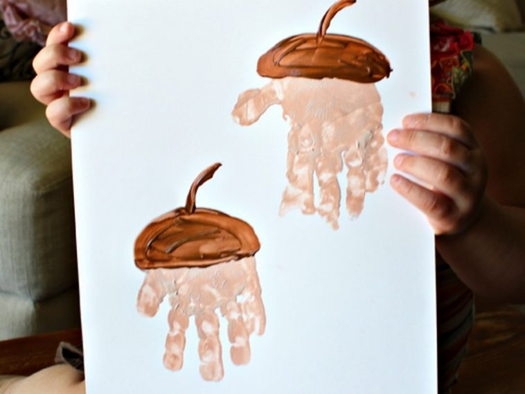 38 Baby Handprints Ideas – Craftwhack